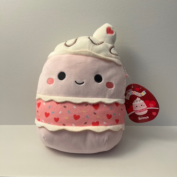 Squishmallows | Toys | Nwt Brinya The Cake Squishmallow | Poshmark